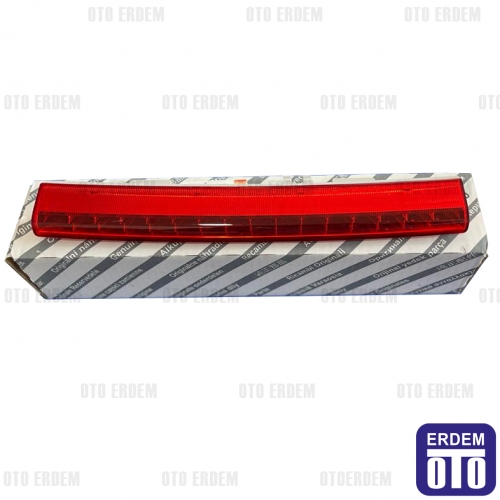 Alfa Romeo Giulietta 3. Stop Lambası 51925086 50509366 » Oto Erdem ...