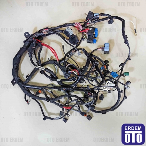 Dacia Duster Motor İç Tesisatı 1.5 dCi 240115247R » Oto Erdem Renault ...