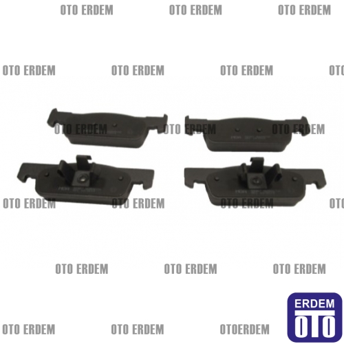 Dacia Sandero Ön Fren Balatası MGA 410602581R 410609646R 410602396R ...